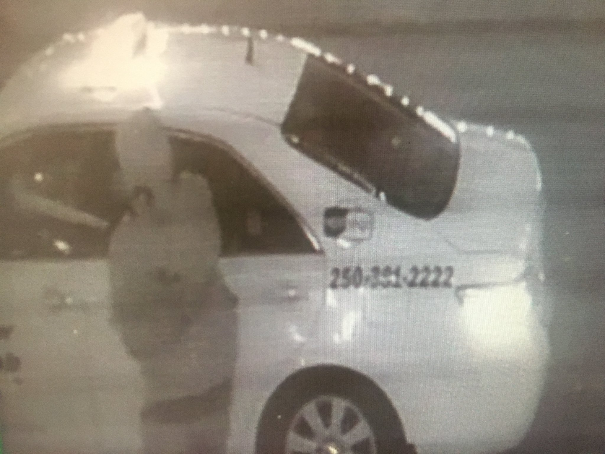 EXCLUSIVE: Security footage shows suspect in downtown Victoria assault ...