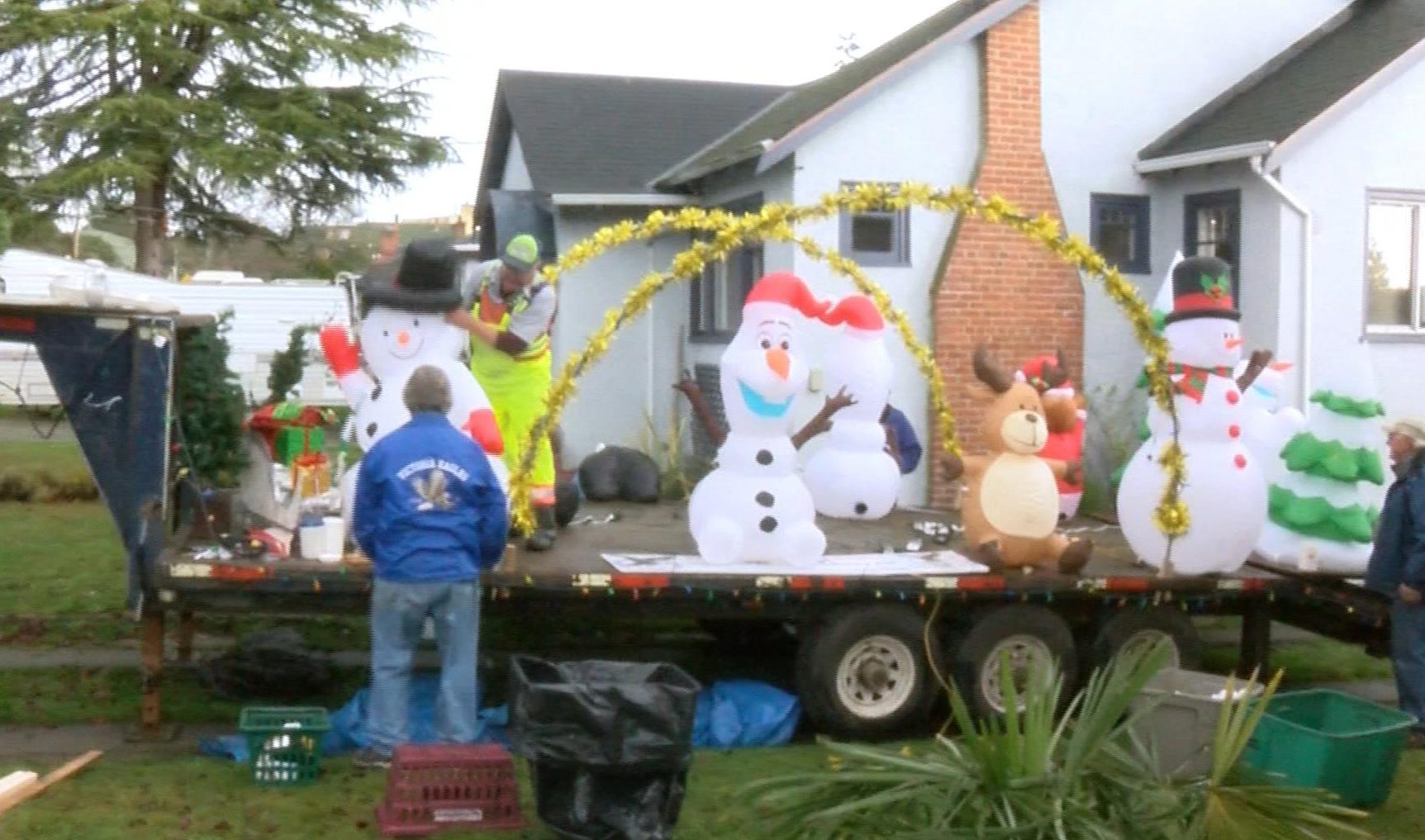 Holiday Countdown: Santa's Light Parade glides into Victoria on Saturday