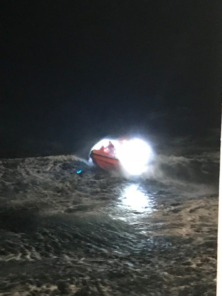 BC Ferries crew rescues boater from sinking vessel