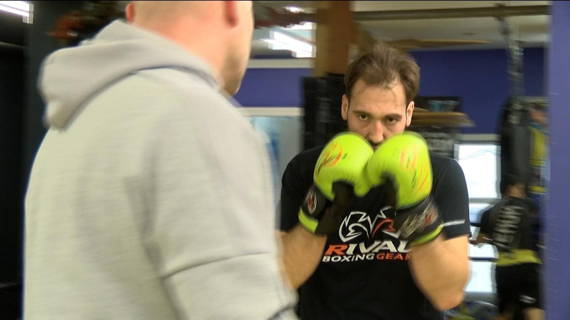 Local boxer swinging for national bragging rights on home soil