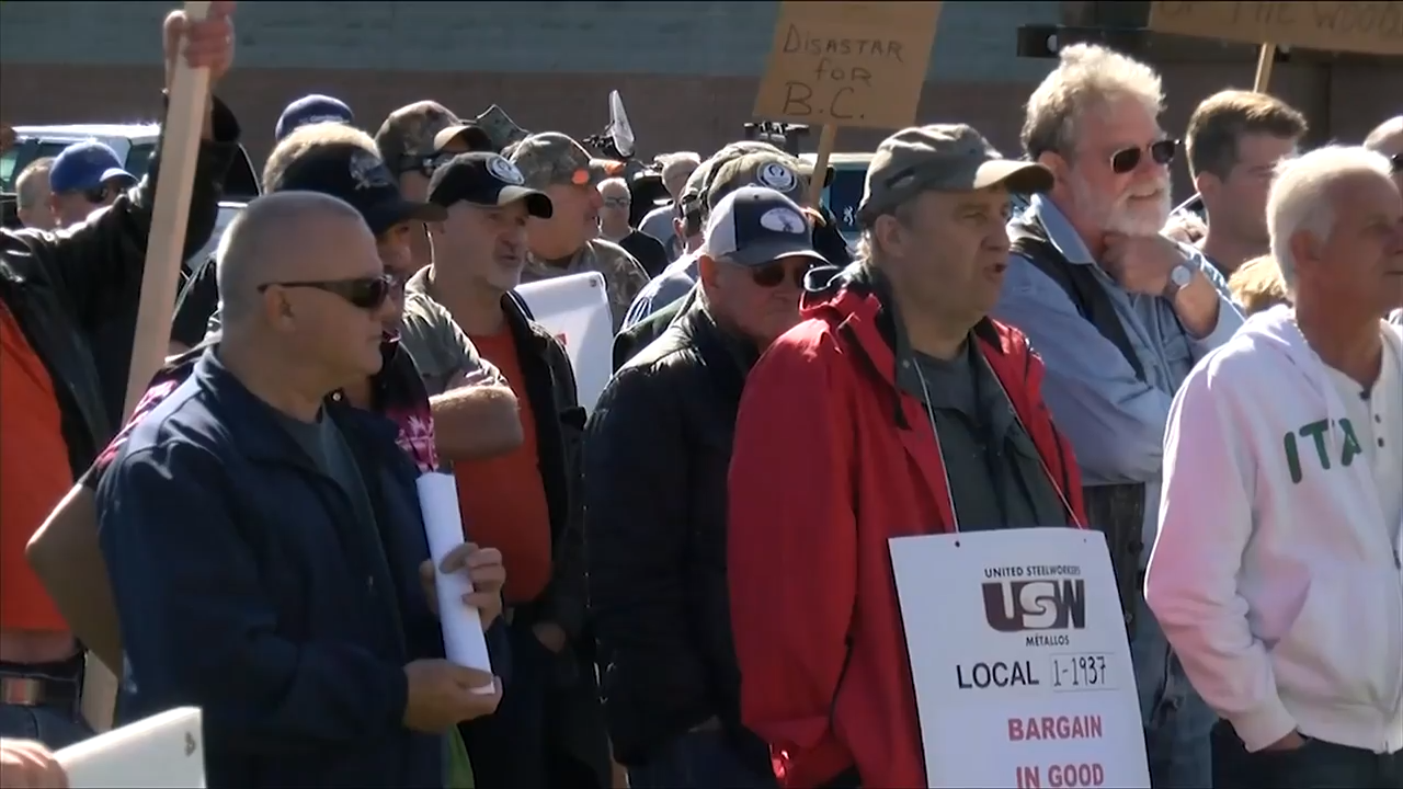 Huge outpouring of support for kids of striking WFP workers