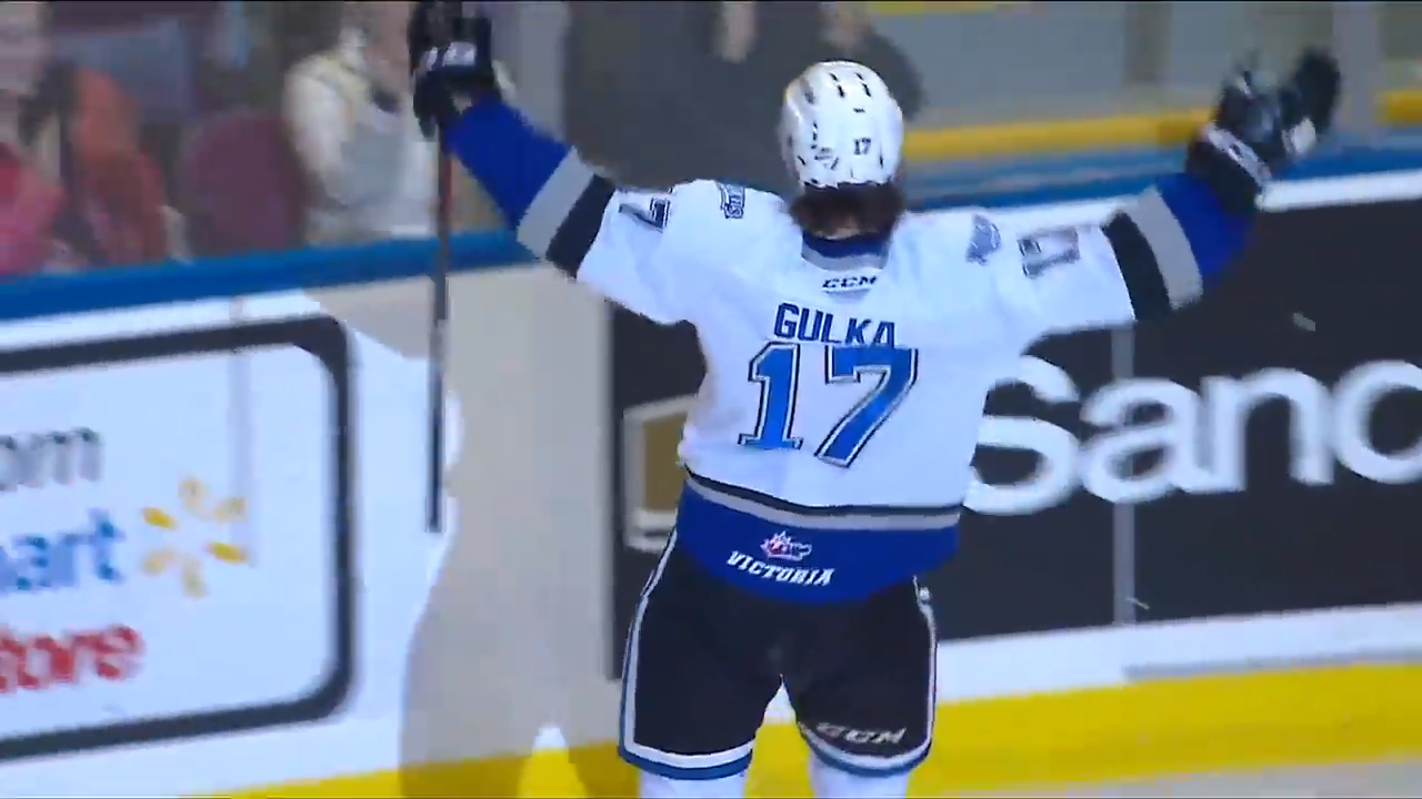 Oliver, Haden lead Royals past pesky Cougars