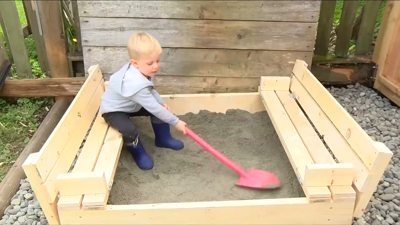 High school sandbox project spreads joy to Greater Victoria community