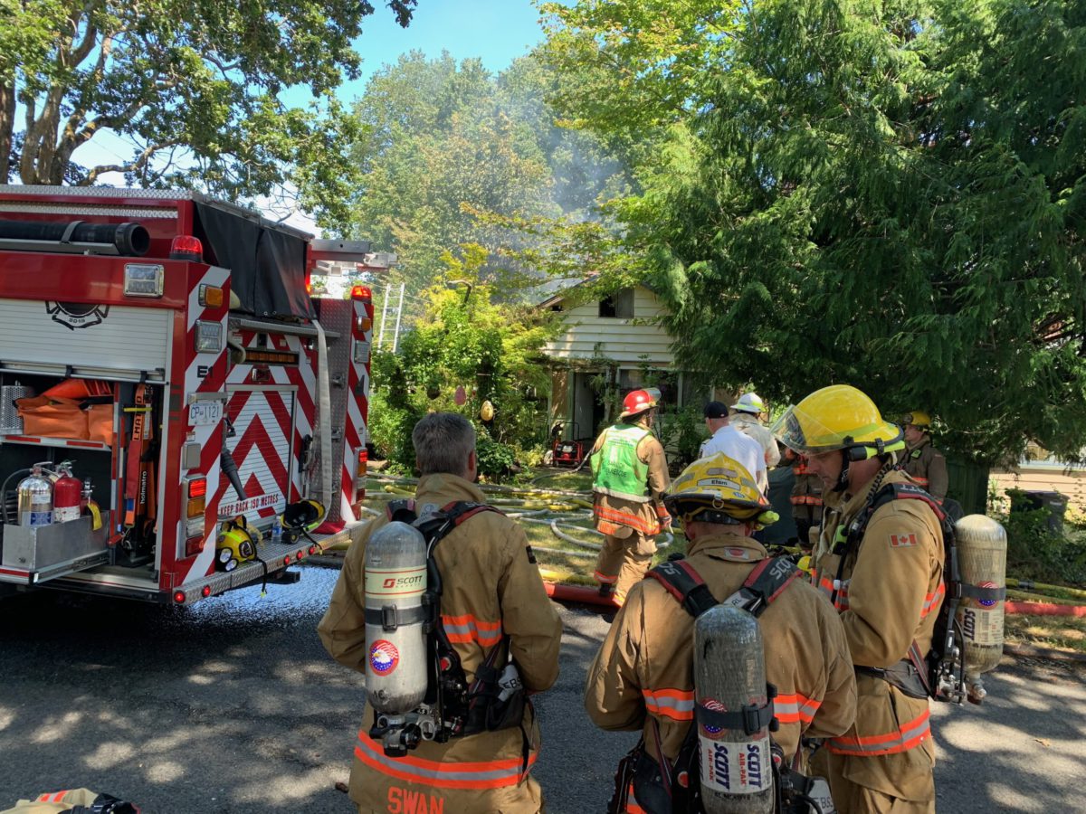 Fire causes significant damage to house in Saanich