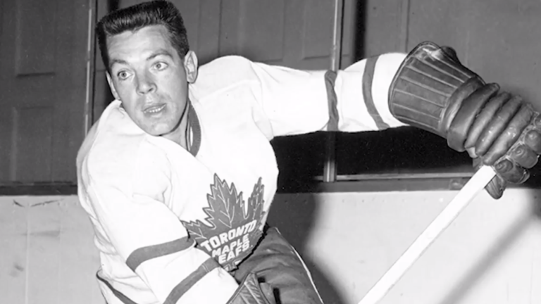 'An icon': Hockey broadcasting legend Howie Meeker dies at 97