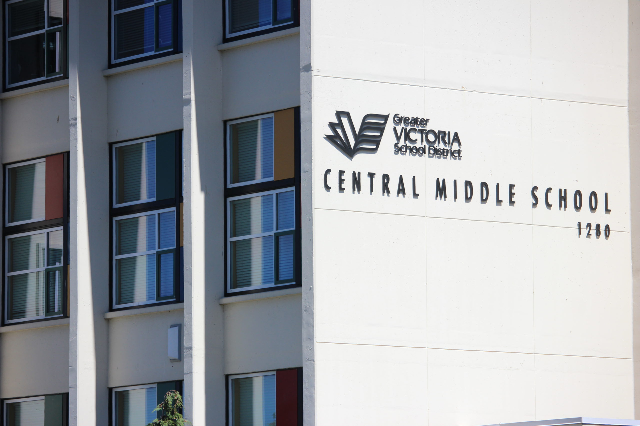 Greater Victoria teachers calling for more COVID-19 measures after ...