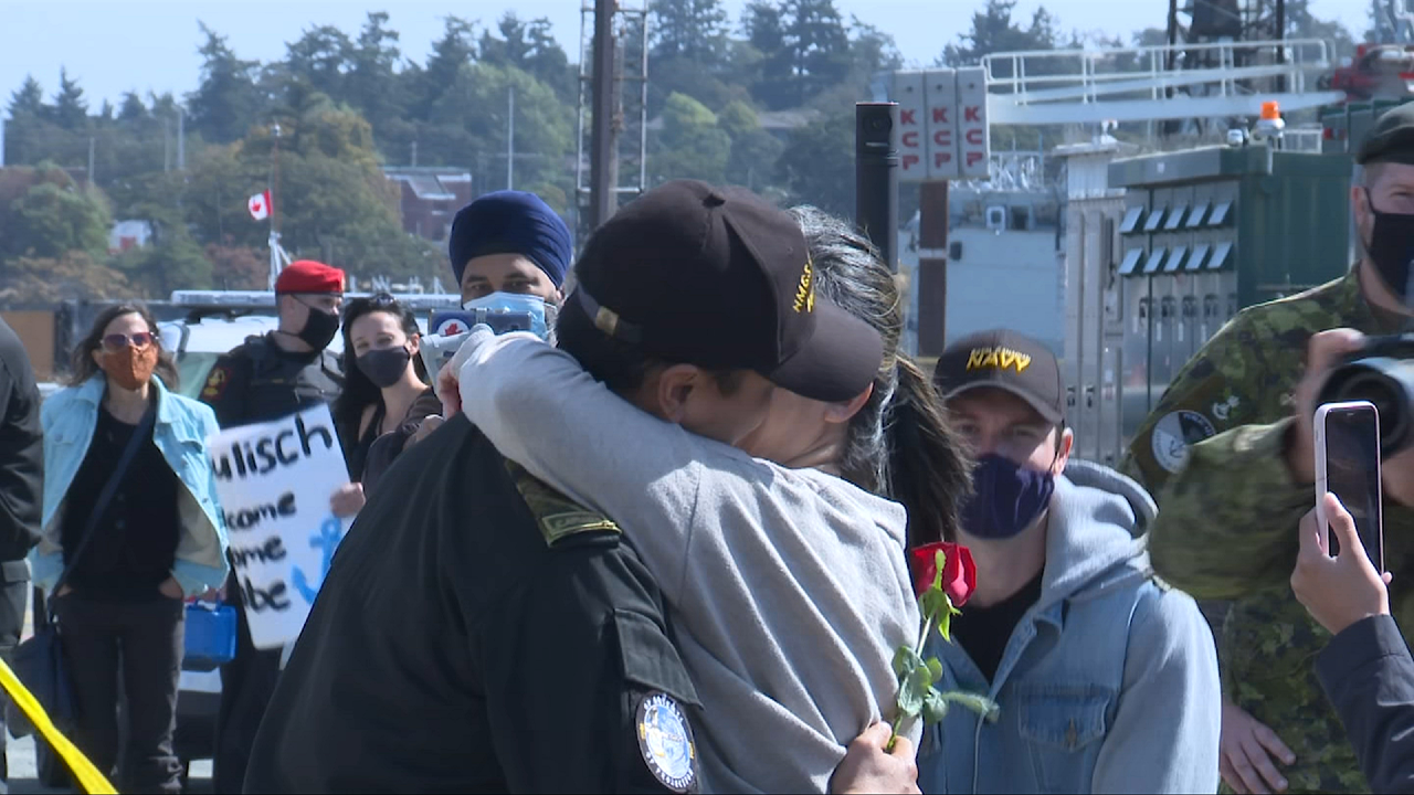 HMCS Calgary returns home to Vancouver Island after successful ...