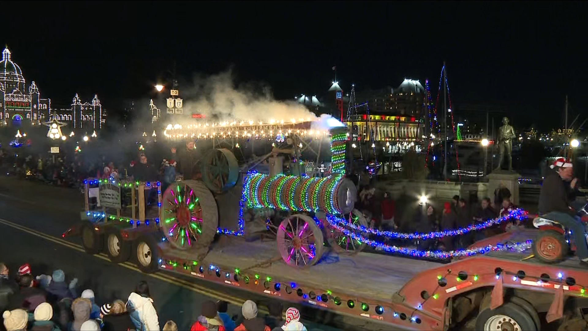 WATCH: The 41st annual Santa Claus Parade in Victoria