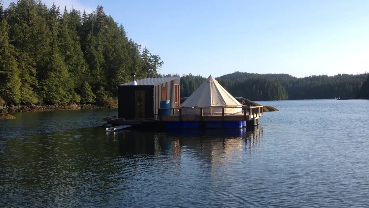 From spheres to school buses: 19 cool and quirky accommodations around ...