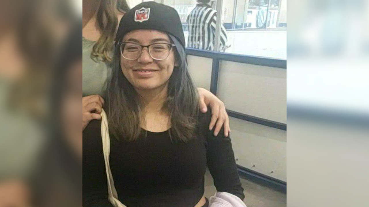 Victoria Police Searching For Missing Teenage Girl