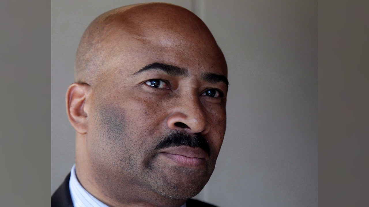 Former Conservative senator Don Meredith charged with three counts of ...