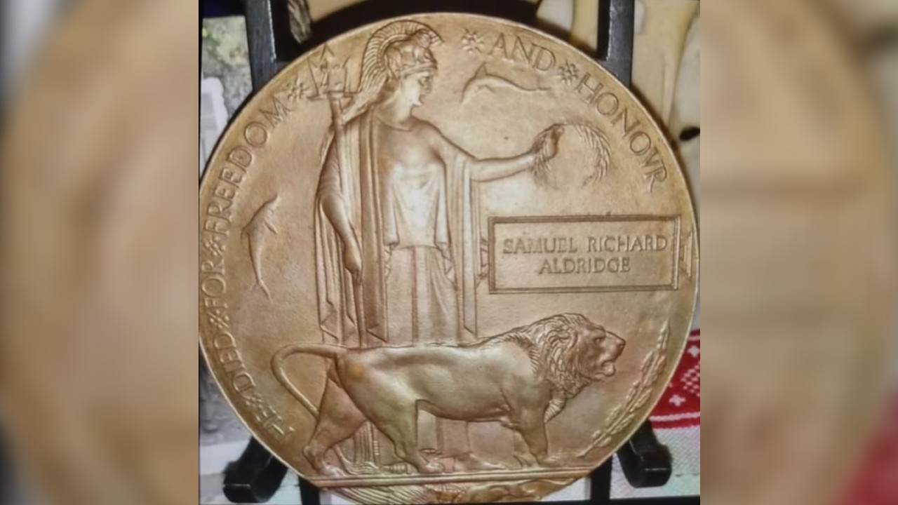 Late great-uncle's World War One memorabilia lost on Vancouver Island