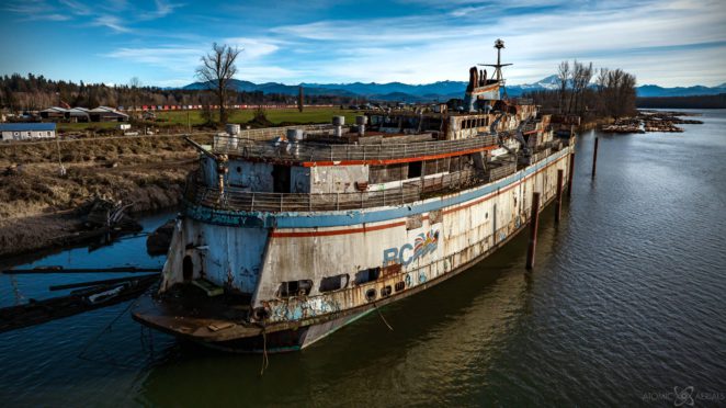 Photographer captures 'amazing' images of now-derelict Queen of Sidney ...