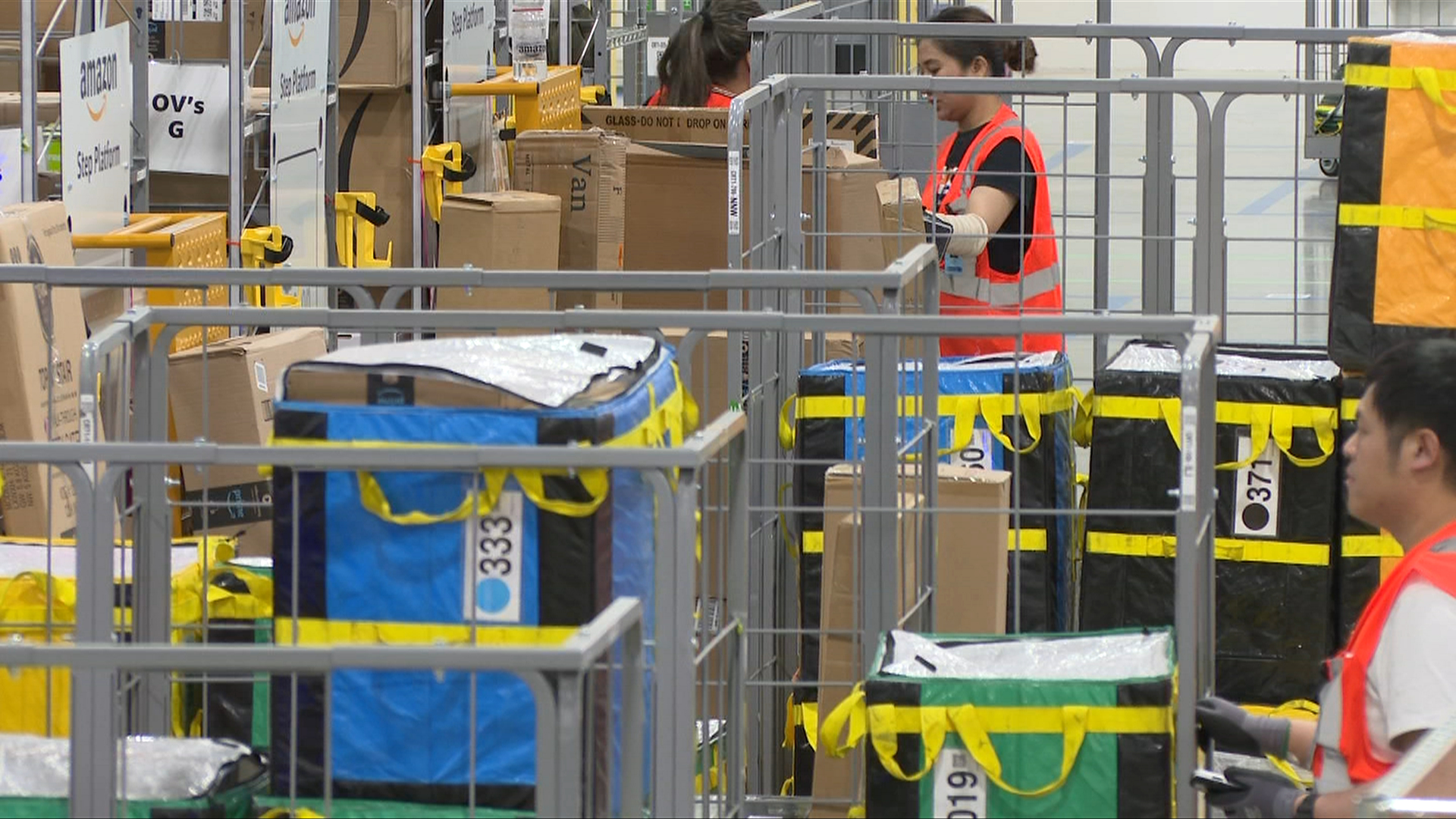 A look inside Amazon's Sidney distribution centre