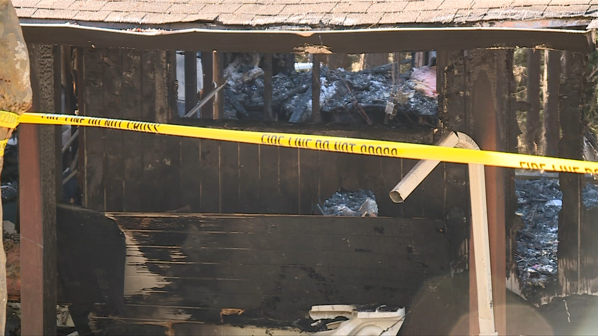 One person dies in Nanoose Bay house fire