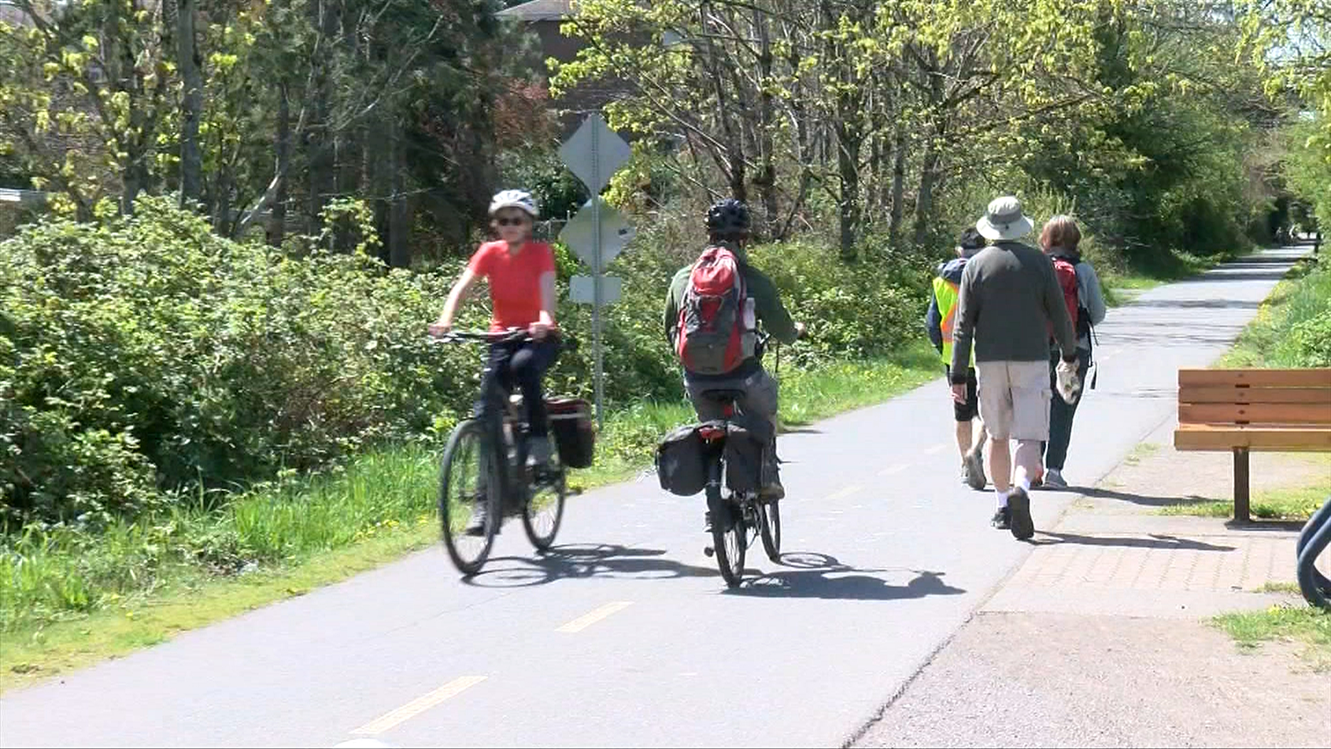 No funding yet for Galloping Goose and Lochside trail widening and lighting