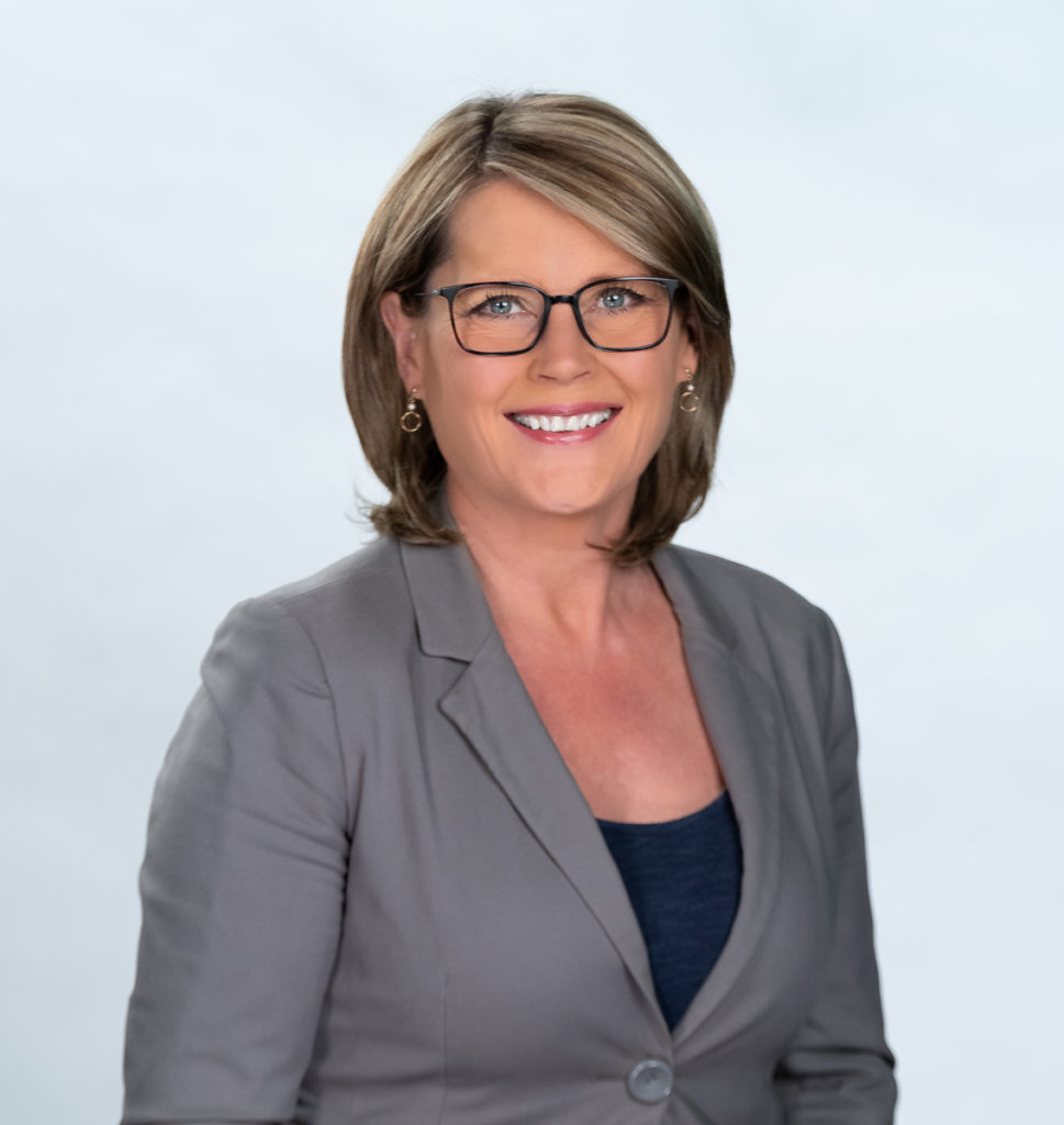 Stacy Ross - Anchor, CHEK News at 5 p.m. | CHEK
