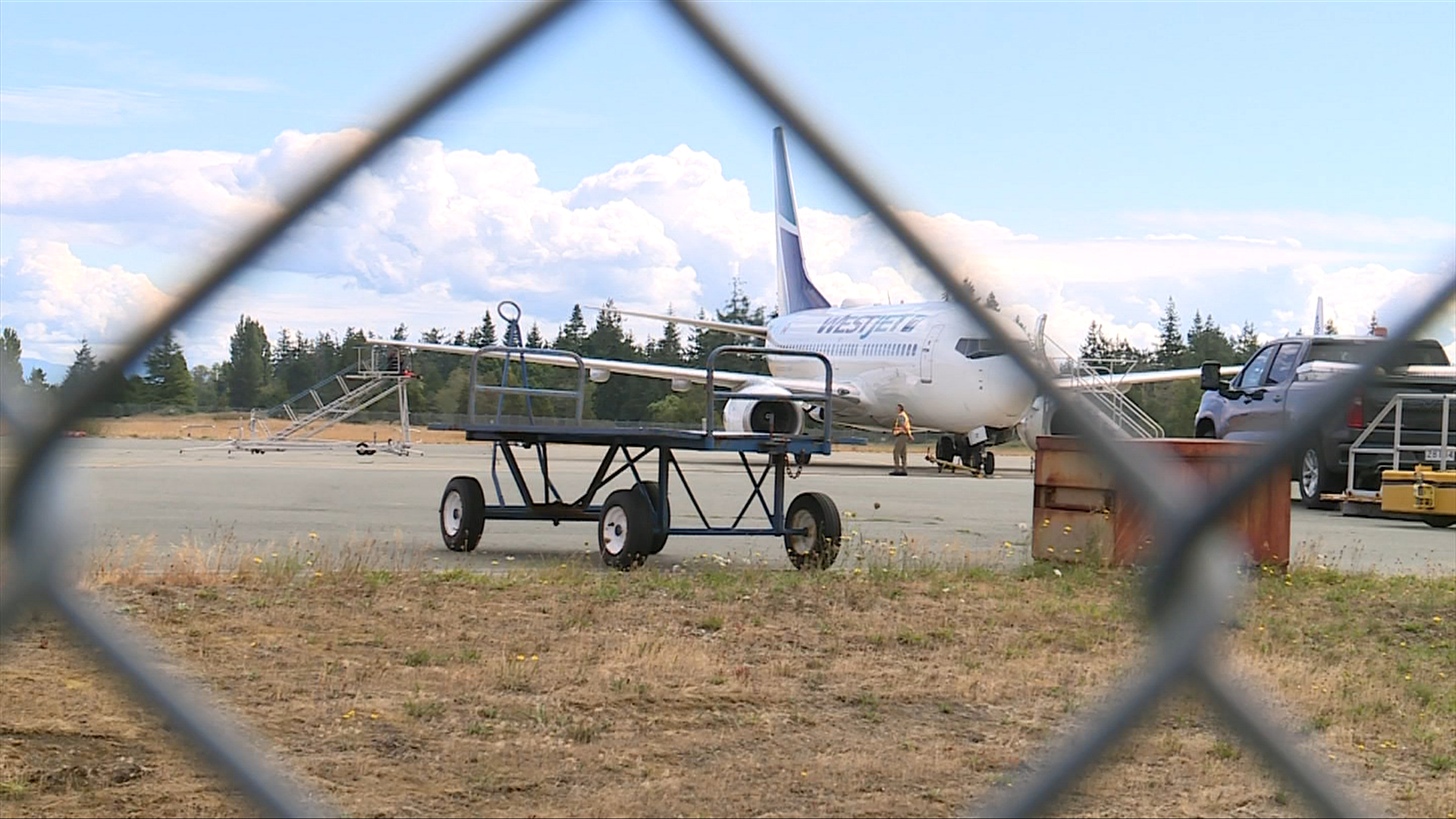 WestJet passengers say they were injured during Comox plane strike