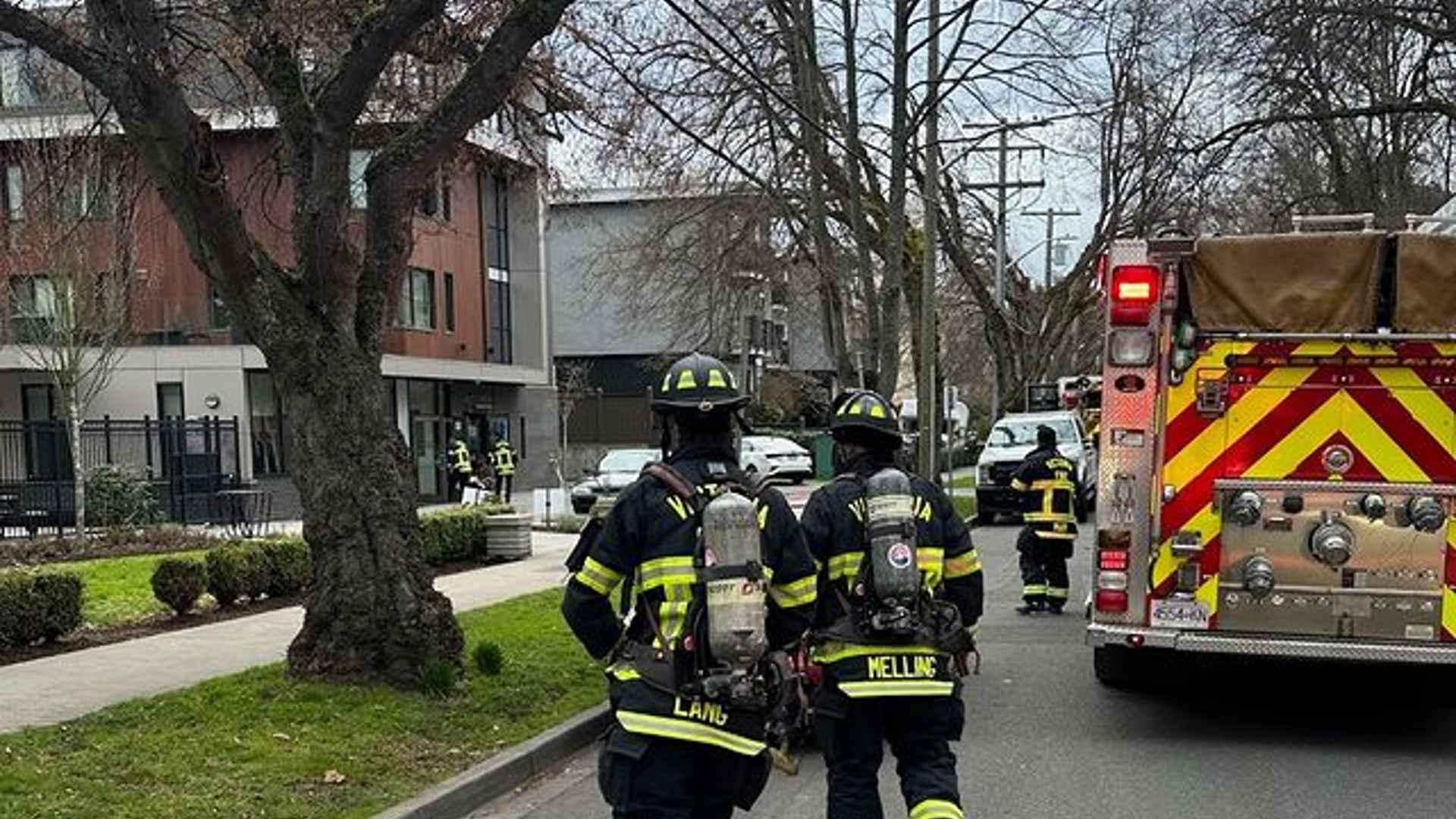 Sprinklers deployed after fire breaks out at Victoria apartment building